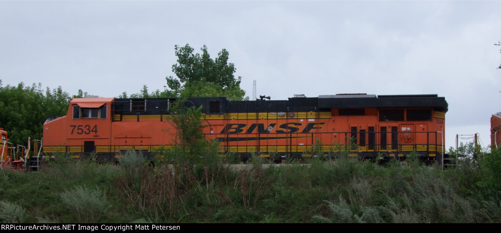 BNSF 7534